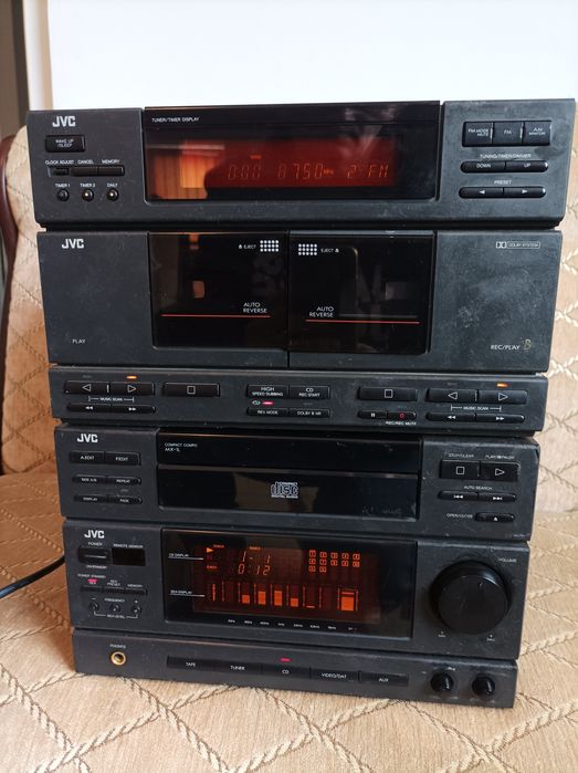 Vând mini linie combină jvc Sacele • OLX.ro