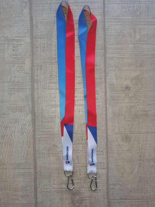 Port ecuson Swisscom cu minicarabina si snur Brasov • OLX.ro