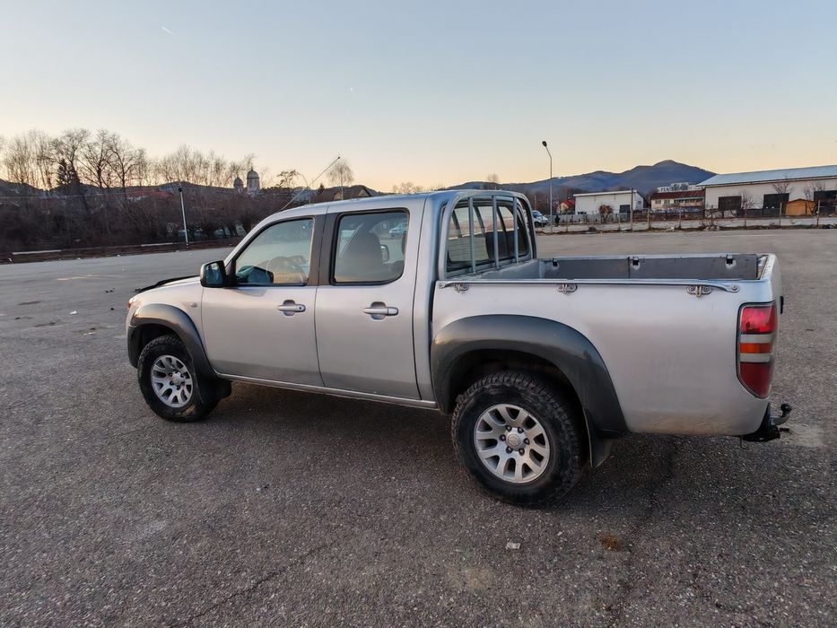 Mazda BT 50 Ford Ranger Pitesti • OLX.ro