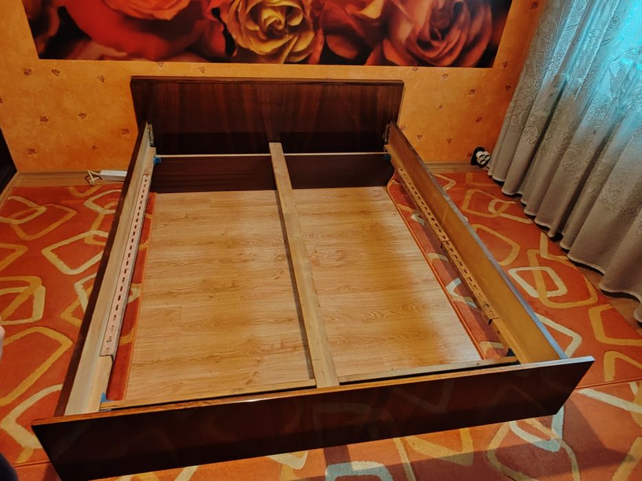 Спалня от масивно дърво 144/190 /разглобена/ гр. София Хаджи Димитър • OLX.bg