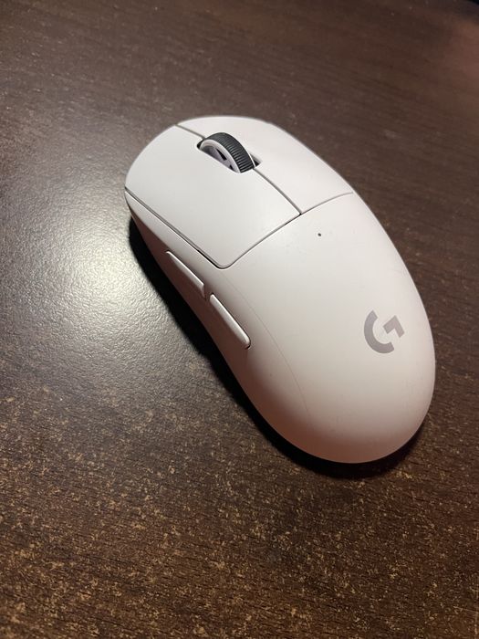 Vand logitech superlight Petrosani • OLX.ro