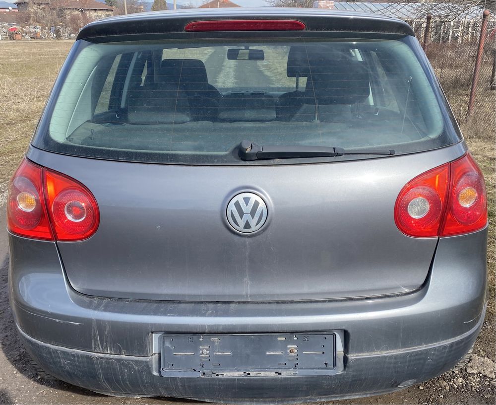 VW Golf 5 1.9tdi, голф 5 6 скорости на ЧАСТИ гр. Перник Промишлена зона ...