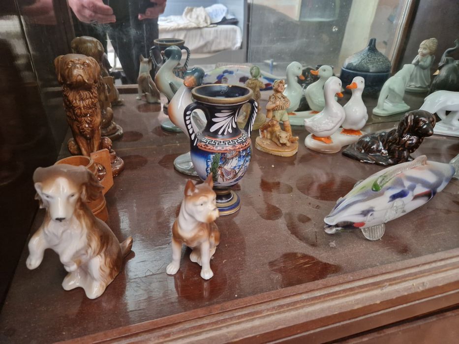 Bibelouri,pahare,si alte obiecte vechi Bucuresti Sectorul 1 • OLX.ro