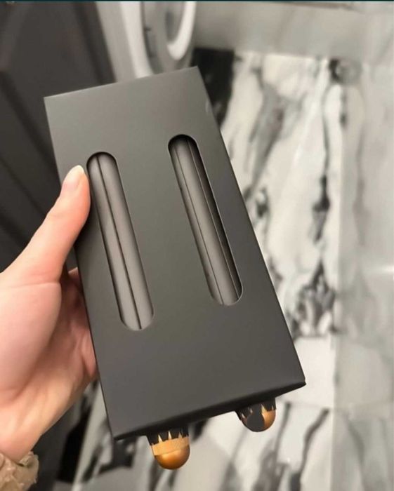 Placa Dyson Airwrap Complete HS05 - Nou / Sigilat Suceava • OLX.ro