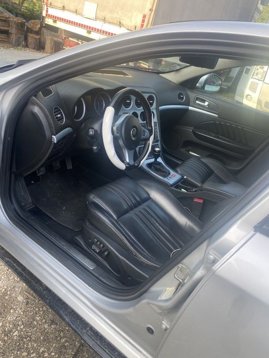 Alfa Romeo model 159 Horezu • OLX.ro