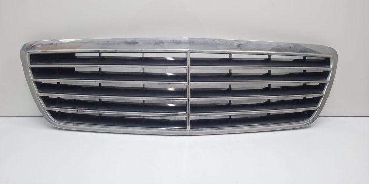 Grila radiator 2108800683 Mercedes-Benz E-Class W210 (facelift) Satu ...
