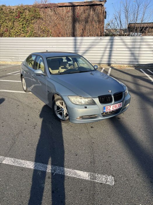 BMW Seria 3 E90 325i Ramnicu Sarat • OLX.ro