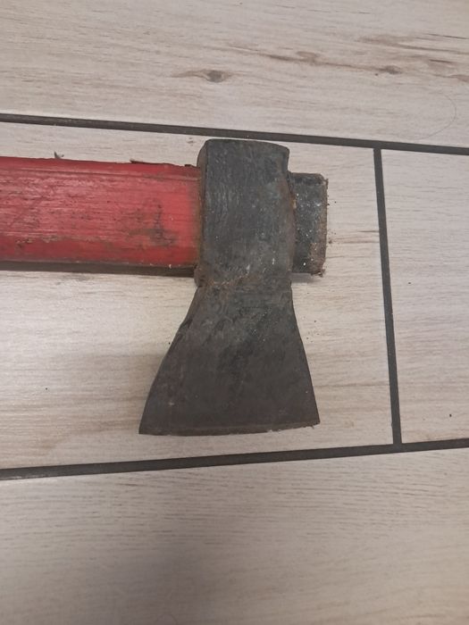 Topor vechi forjat pentru despicat lemne Brasov • OLX.ro