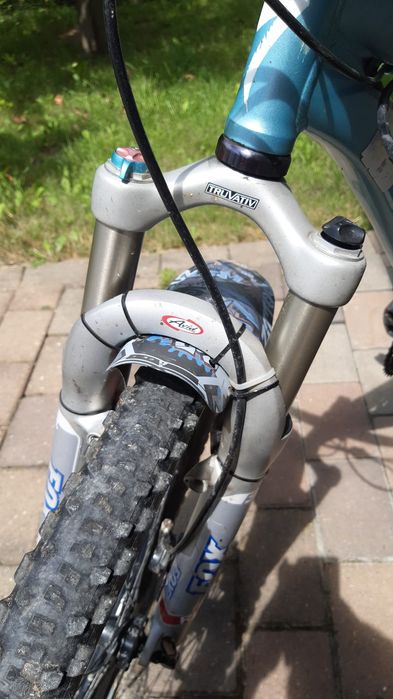 Bike specialized furca fox schimb cu iphone 11 plus diferenta Maieru ...