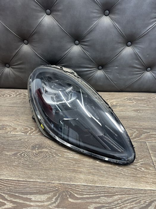 Porsche Macan led matrix фейс фар фарове гр. Сандански • OLX.bg