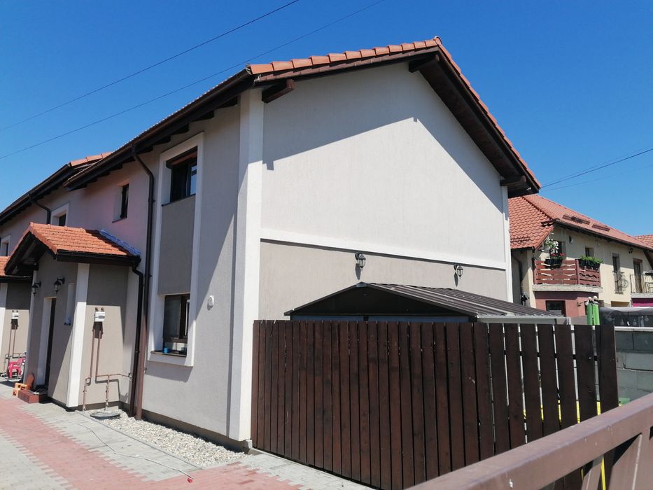 Casa Calea Aradului - Dumbrăvița- strada cu Ikea, Dumbravita • OLX.ro