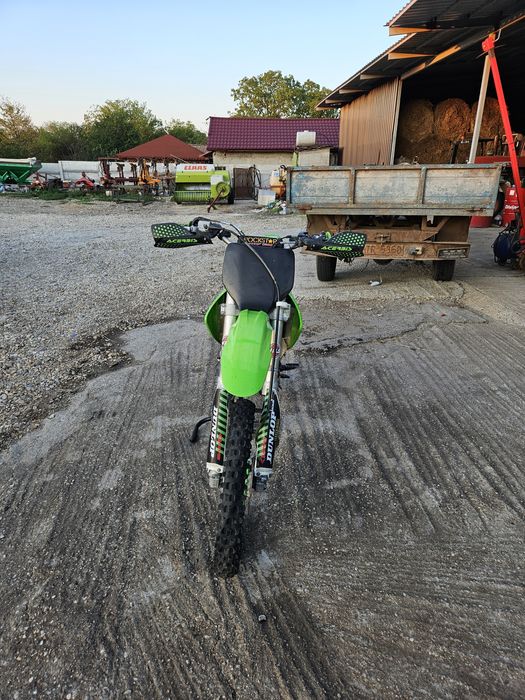 Vând kawasaki 250f 4t Full cross Botoroaga • OLX.ro