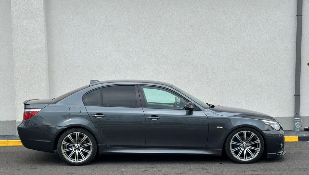 BMW Seria 5 E60 LCi/ 2008/ 520d/ Pachet M/ AUTOMAT Joystick Pitesti ...