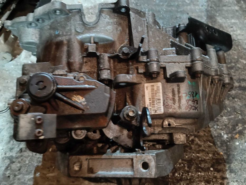 Cutie viteze AWD M66 2.4 D5 manuala 6 trepte VOLVO XC60 2009 Iasi • OLX.ro