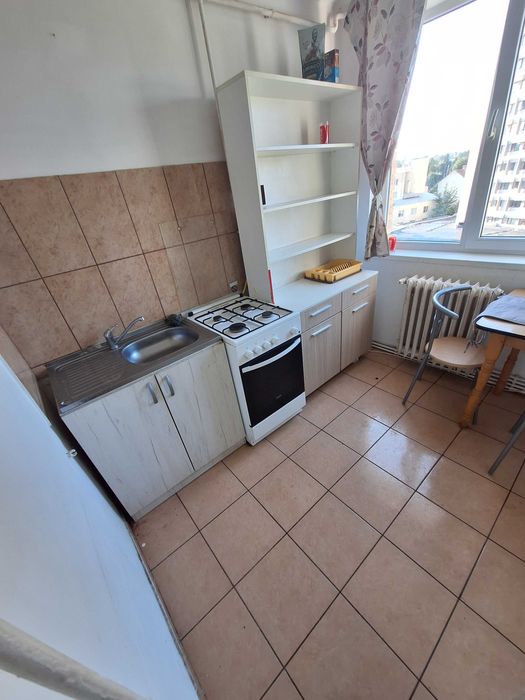 Închiriez 2 camere Sd Ana Ipatescu stație banca Suceava • OLX.ro