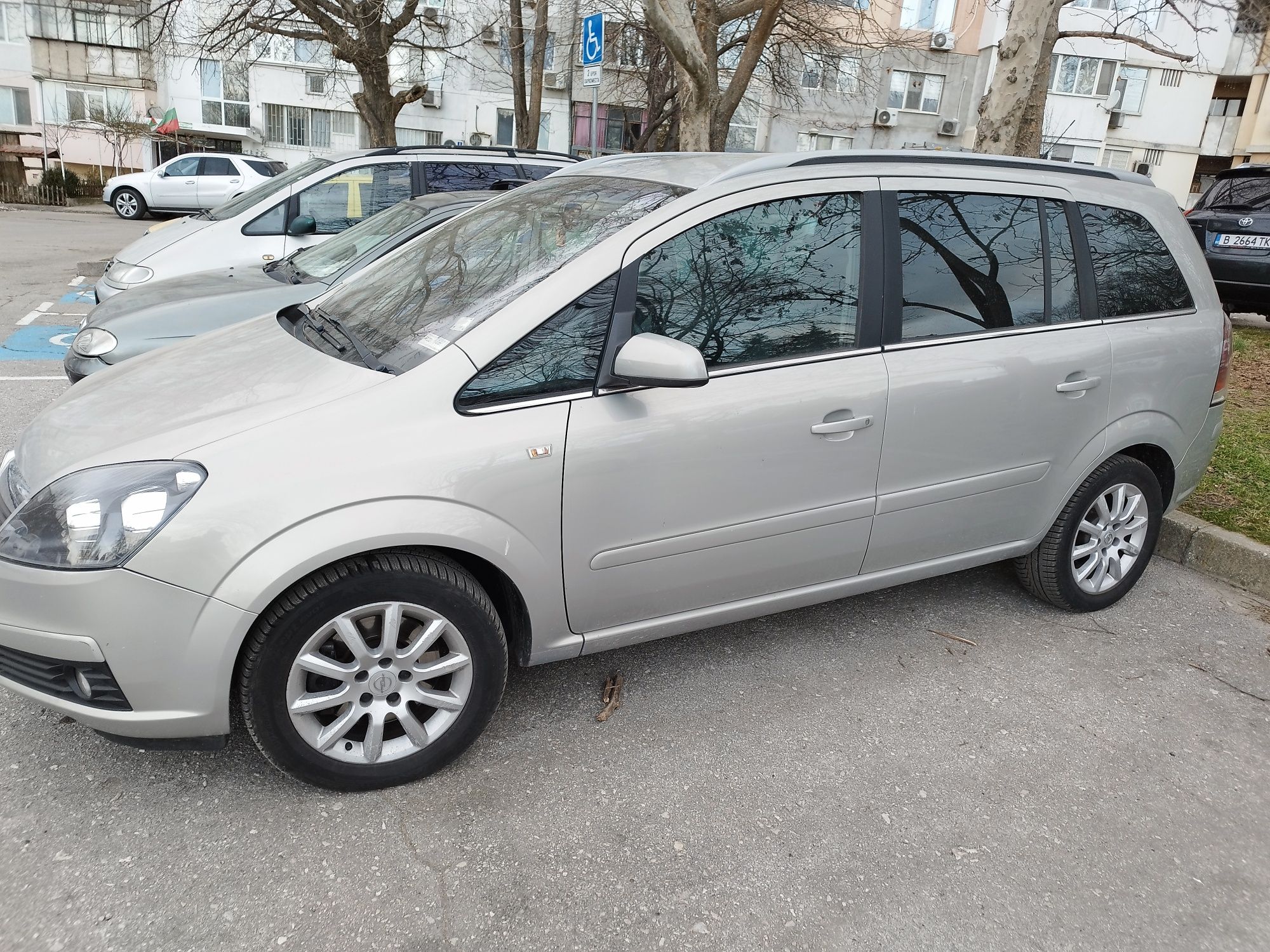 Опел зафира / Opel Zafira гр. Варна Владислав Варненчик • OLX.bg