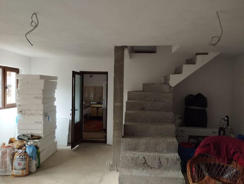 Casa jud. Dolj, Melinesti Spineni • OLX.ro