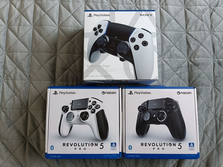 Controller Nacon Revolution 5 PRO si DualSense Edge playstation 5 ps5 Bucuresti Sectorul 4 • OLX.ro