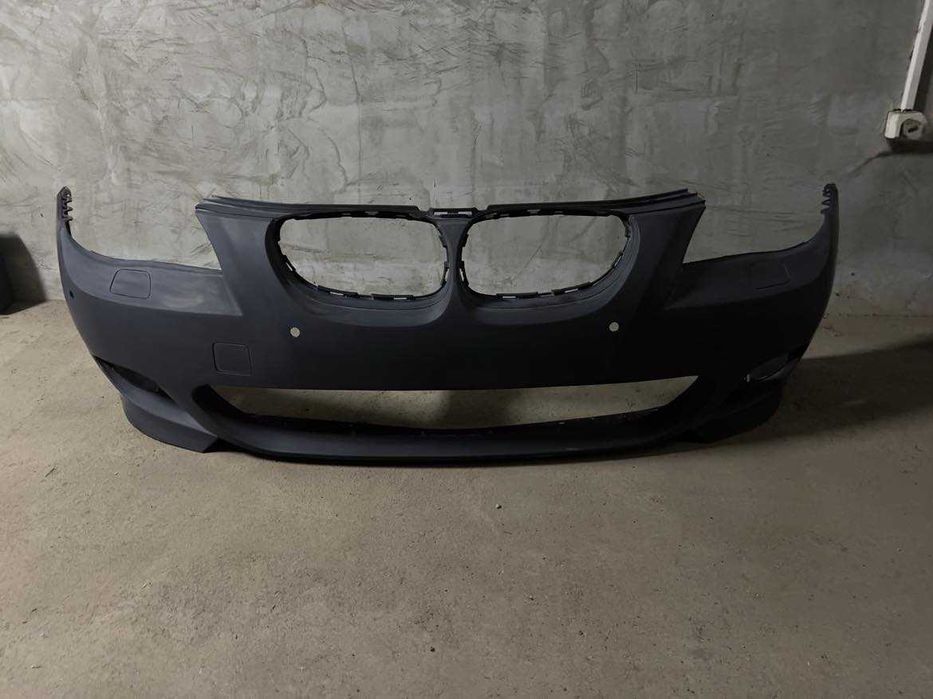 Предна M TECHNIK броня с халогени за BMW E60 / E61 [2007-2010] гр ...