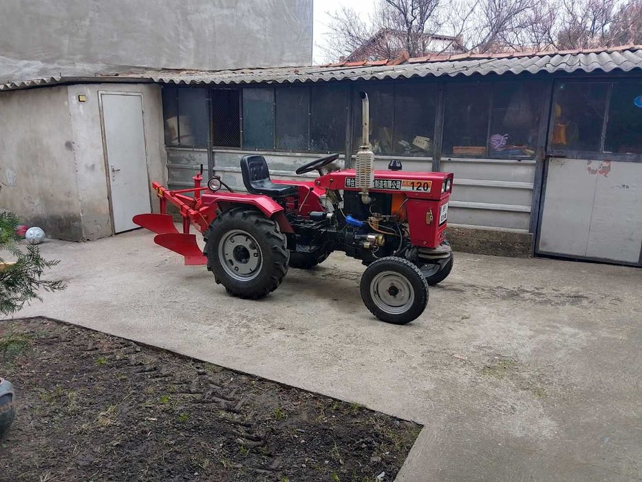 Китайски трактор Хинтай 120 гр. Бяла Слатина • OLX.bg