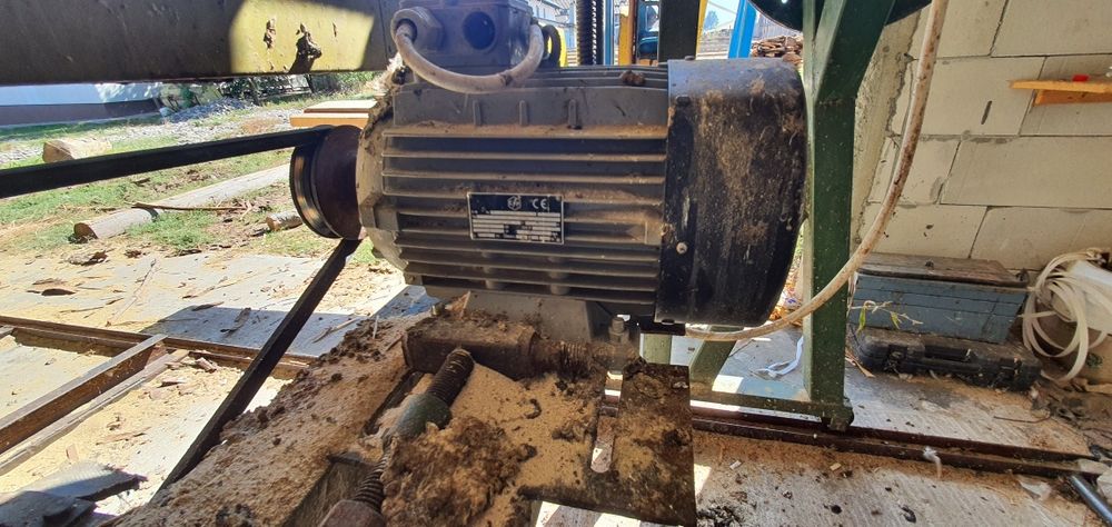 Gater debitat bușteni Valea Moldovei • OLX.ro