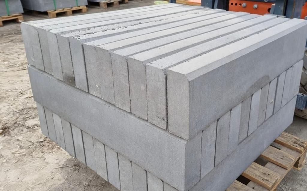 Поребрик песчаный, бордюр дорожный: 850 тг. - Прочие кладочные ...