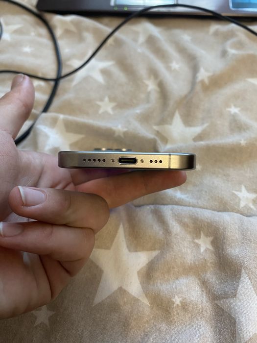 Iphone 15 pro titanium grey Targoviste • OLX.ro