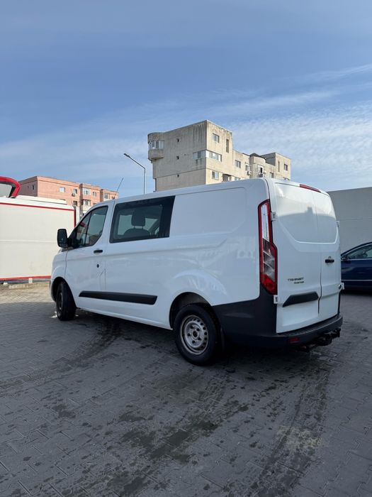 De vanzare Ford Transit Custom 2.2 2015 6 locuri Giurgiu • OLX.ro