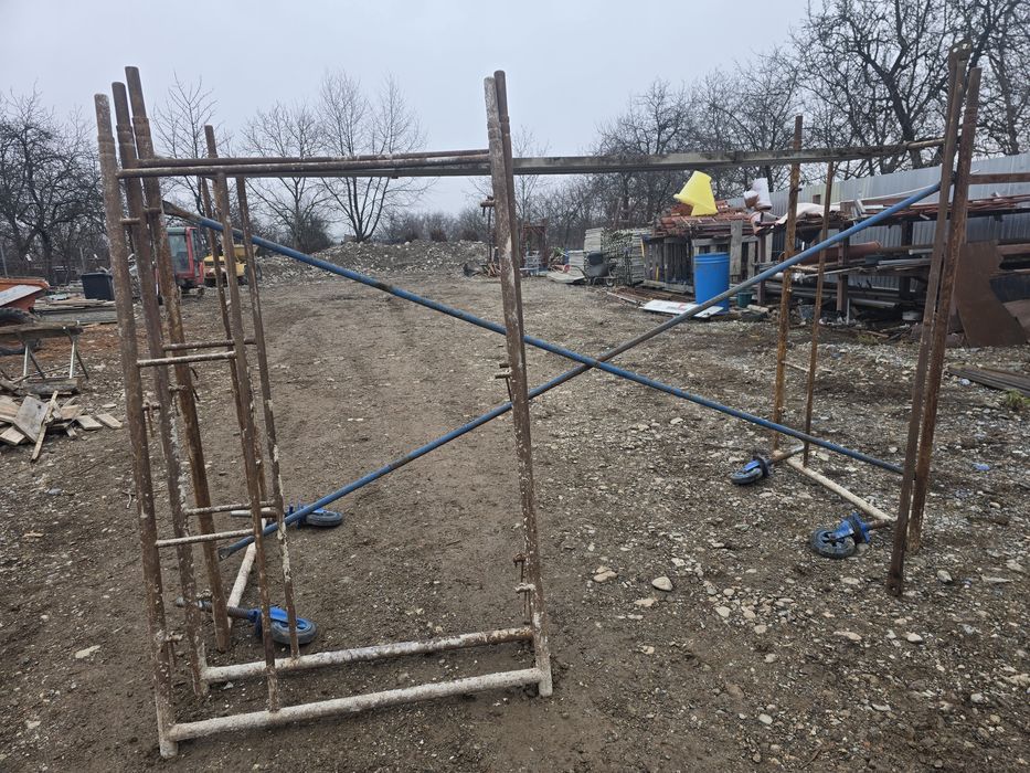 Schela metalica cu roti Marga • OLX.ro