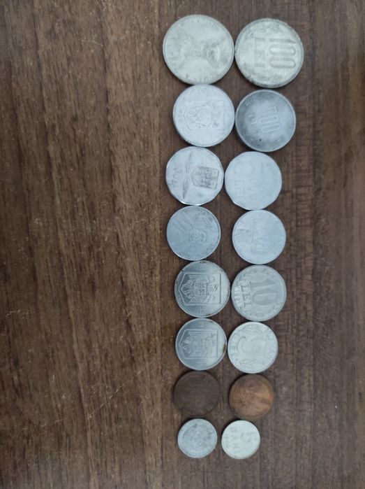Vand monede vechi romanesti si din alte tari Sendreni • OLX.ro