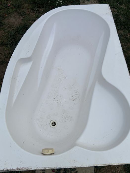 Vand vana pe colt Oradea • OLX.ro