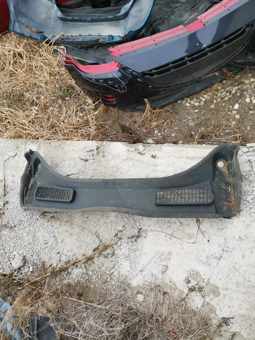 Grila parbriz grila ștergătoare ford kuga 3 Tartasesti • OLX.ro