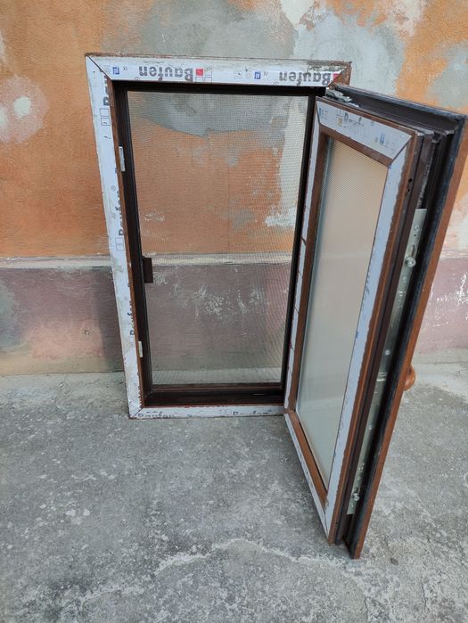 De vânzare Geam PVC Stejar Buzau • OLX.ro