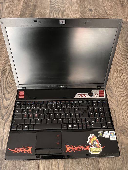 Laptop gaming defect pentru piese sau repart Lotrioara • OLX.ro