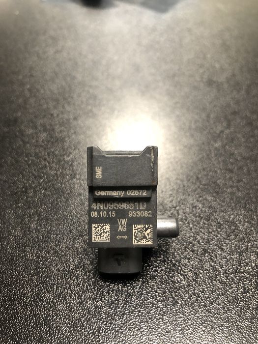 Ударен датчик за airbag 4N0959651D VW Audi Bentley гр. Шумен Тракия ...