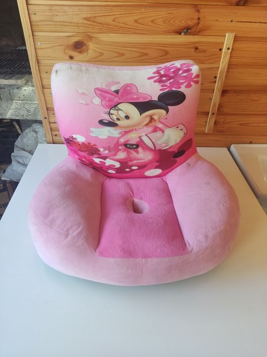 Fotoliu copii roz cu Minnie Mouse ca nou Mihailesti • OLX.ro