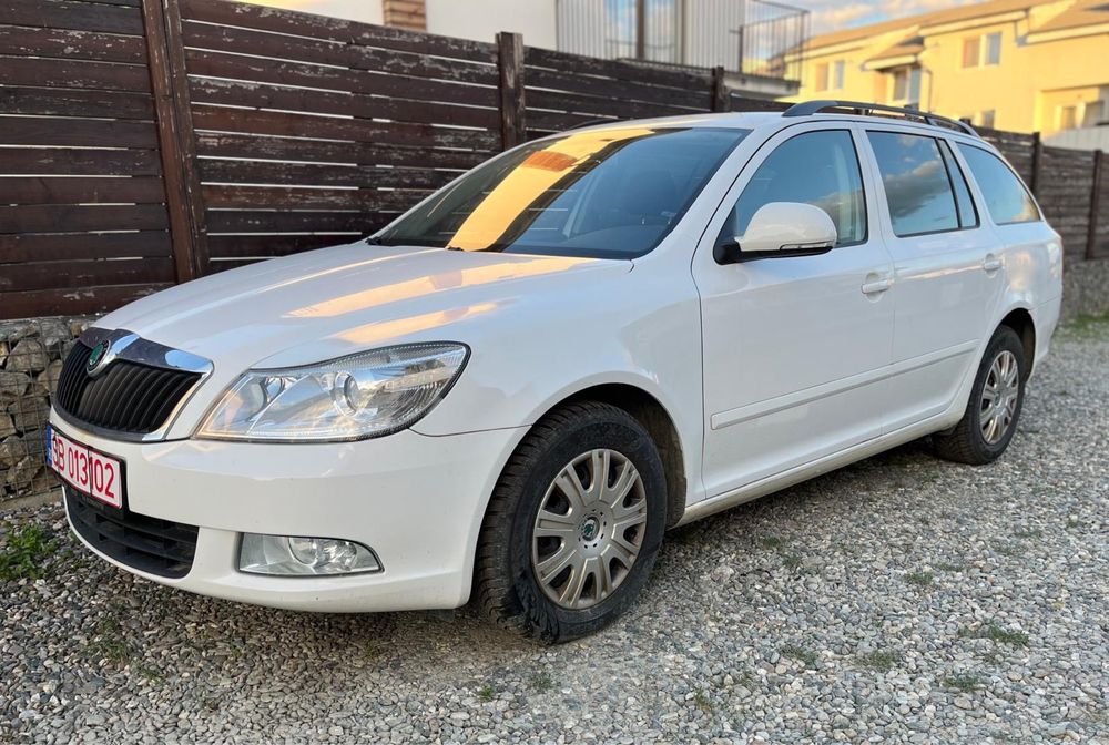 Skoda Octavia Numere rosii valabile Sibiu • OLX.ro