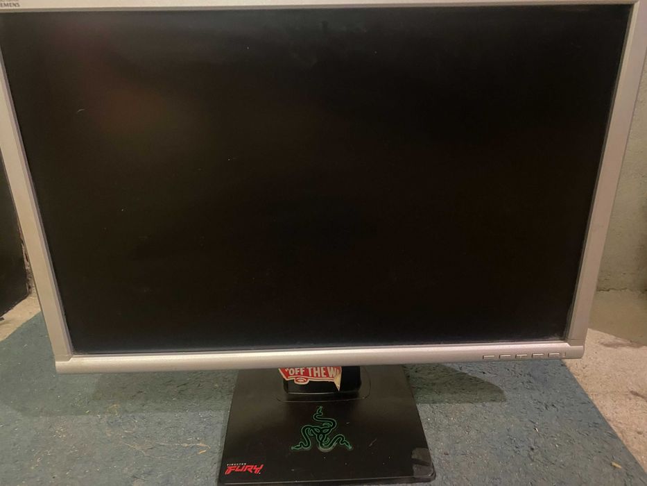 Monitor Fujitsu X22W-1 22" WideScreen 1680 x 1050 Oradea • OLX.ro
