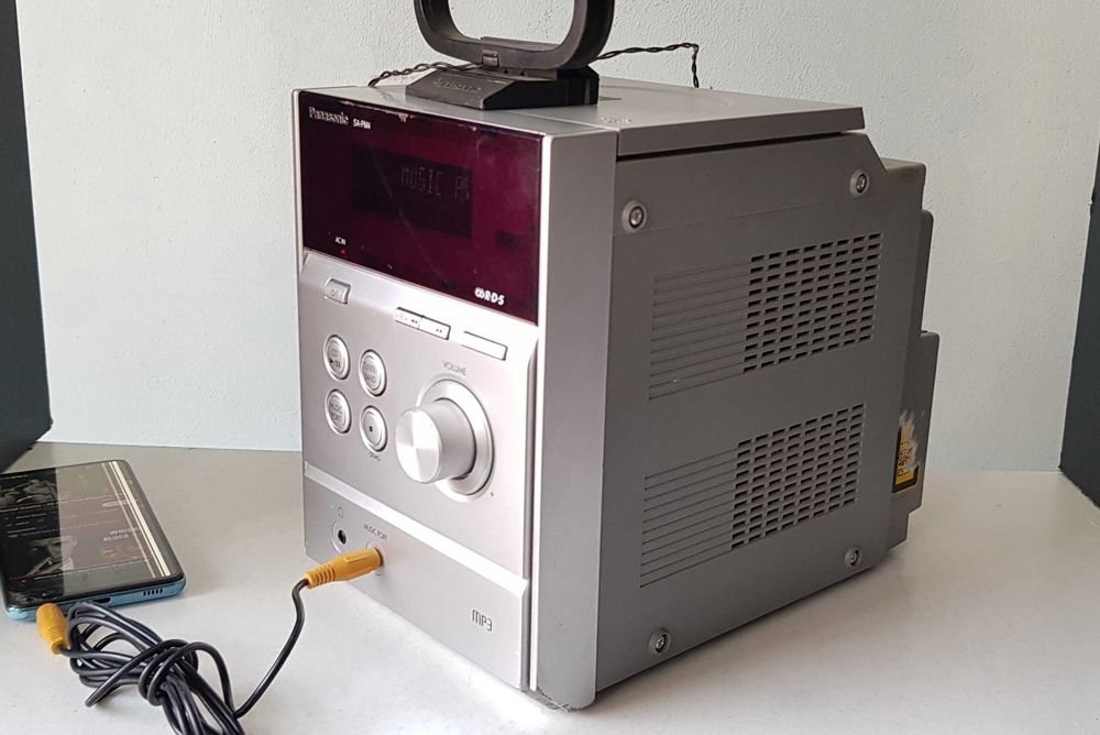 Panasonic SA PM 4 amplificator CD tuner AUX mufa casti combina Craiova • OLX.ro