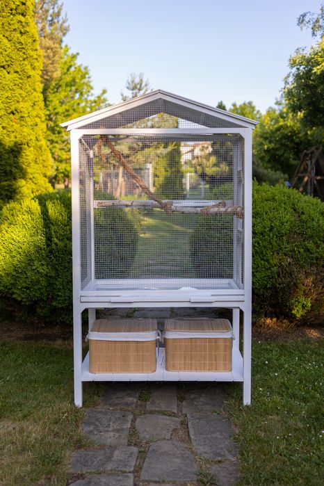 Voliera Papagali/ Pasari talie medie/ mare (cusca, colivie) Comanesti ...