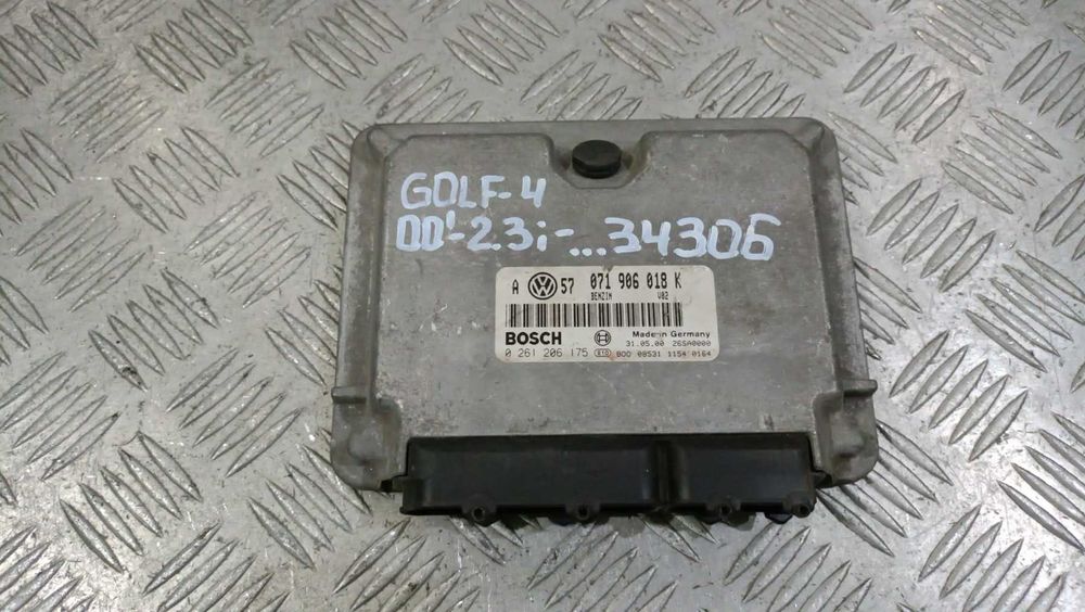 Компютър VW Golf 4 2.3i 2000г. с. Владая • OLX.bg