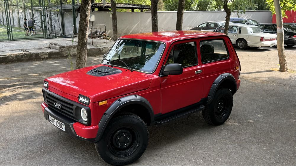 Lada Niva 2121: 3 000 у.е. - ВАЗ Ташкент на Olx