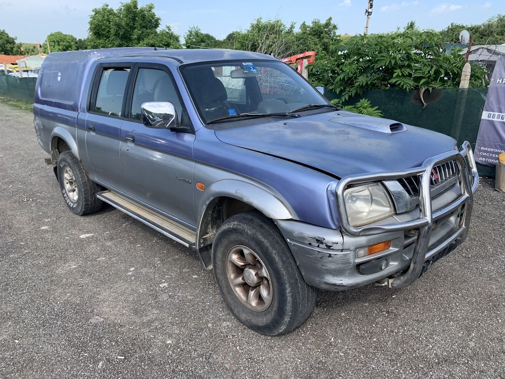 НА ЧАСТИ! Mitsubishi L200 2.5TD MAGNUM ЛЯВ волан Ролбар Хардтоп Л200 гр ...