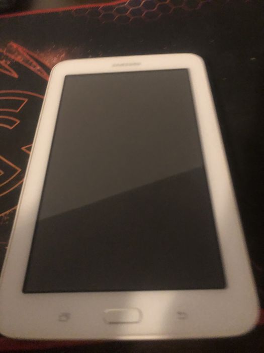 Vand tableta Samsung aproape nou nouta Sarata-Monteoru • OLX.ro