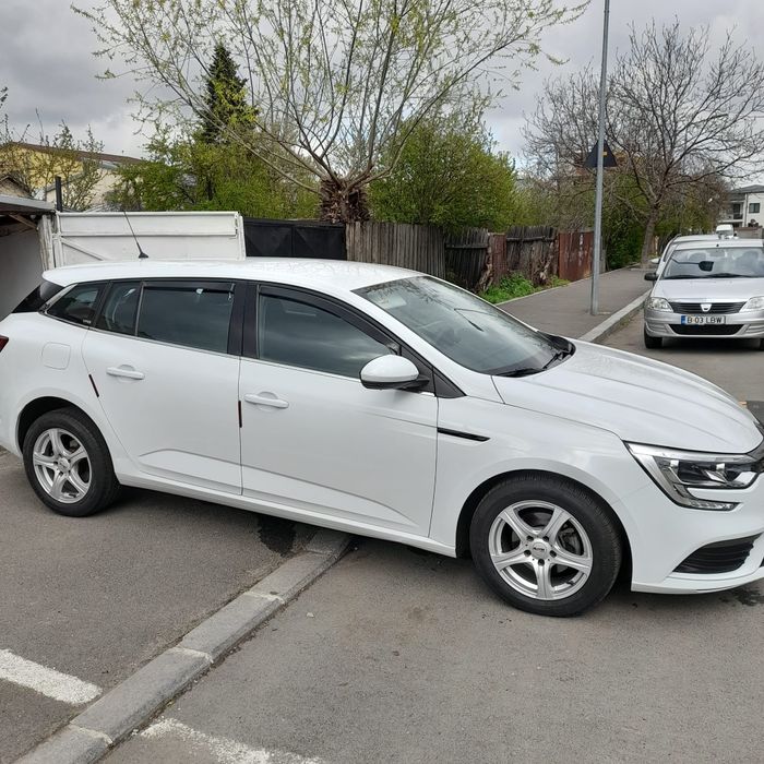 Renault Benzina 48500 Km .euro 6 an 2020 Bucuresti Sectorul 4 • OLX.ro