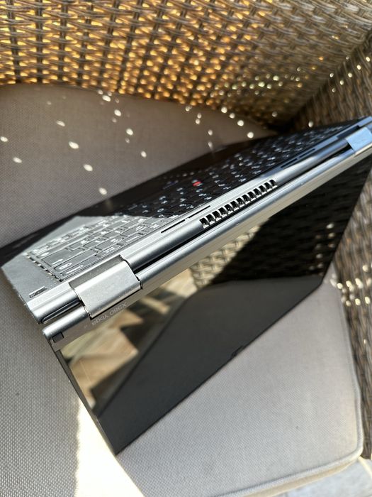 Laptop Lenovo ThinkPad X380 Yoga Touchscreen - Flip 360 display Iasi ...