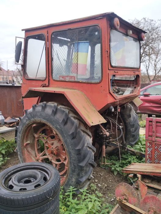 Vând tractor u650 Berivoi • OLX.ro