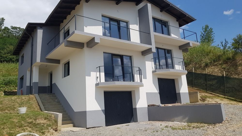 Casa duplex in LIVADA Meses la str Ștefan cel mare Stana • OLX.ro