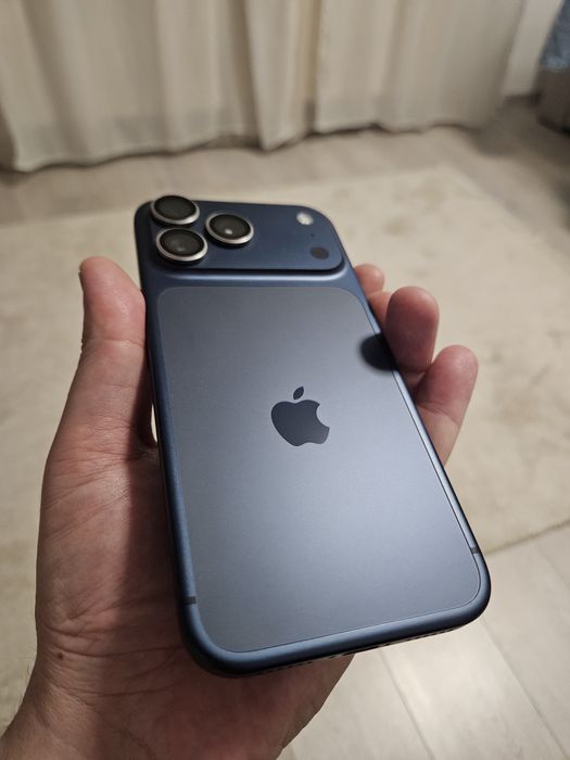IPhone 17 Pro Max - 512GB - Deep Blue Bucuresti Sectorul 6 • OLX.ro