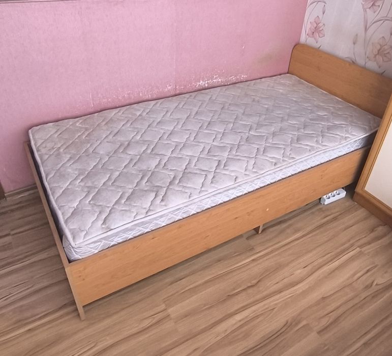 Единично легло 190/90 гр. Кюстендил Осогово • OLX.bg